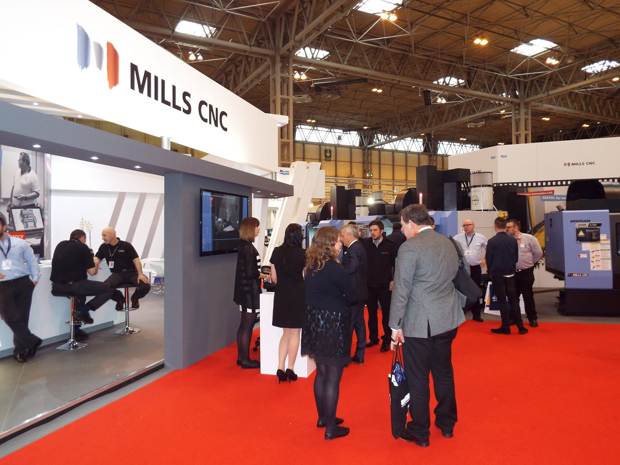 Mills’ magnetic attraction at MACH pulls in the crowds. - Mills CNC